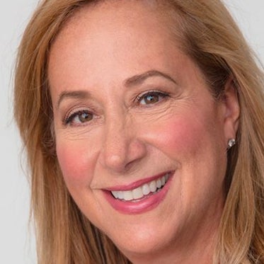 Lisa Sherman's Instagram, Twitter & Facebook on IDCrawl